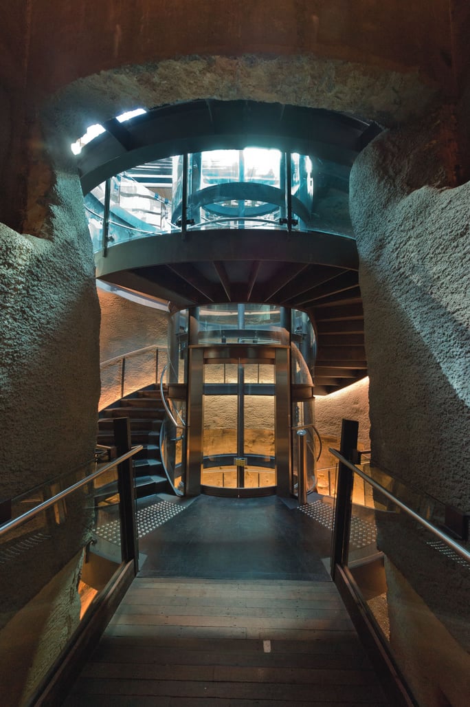 5 Stunning Museum Designs: Art on Every Surface